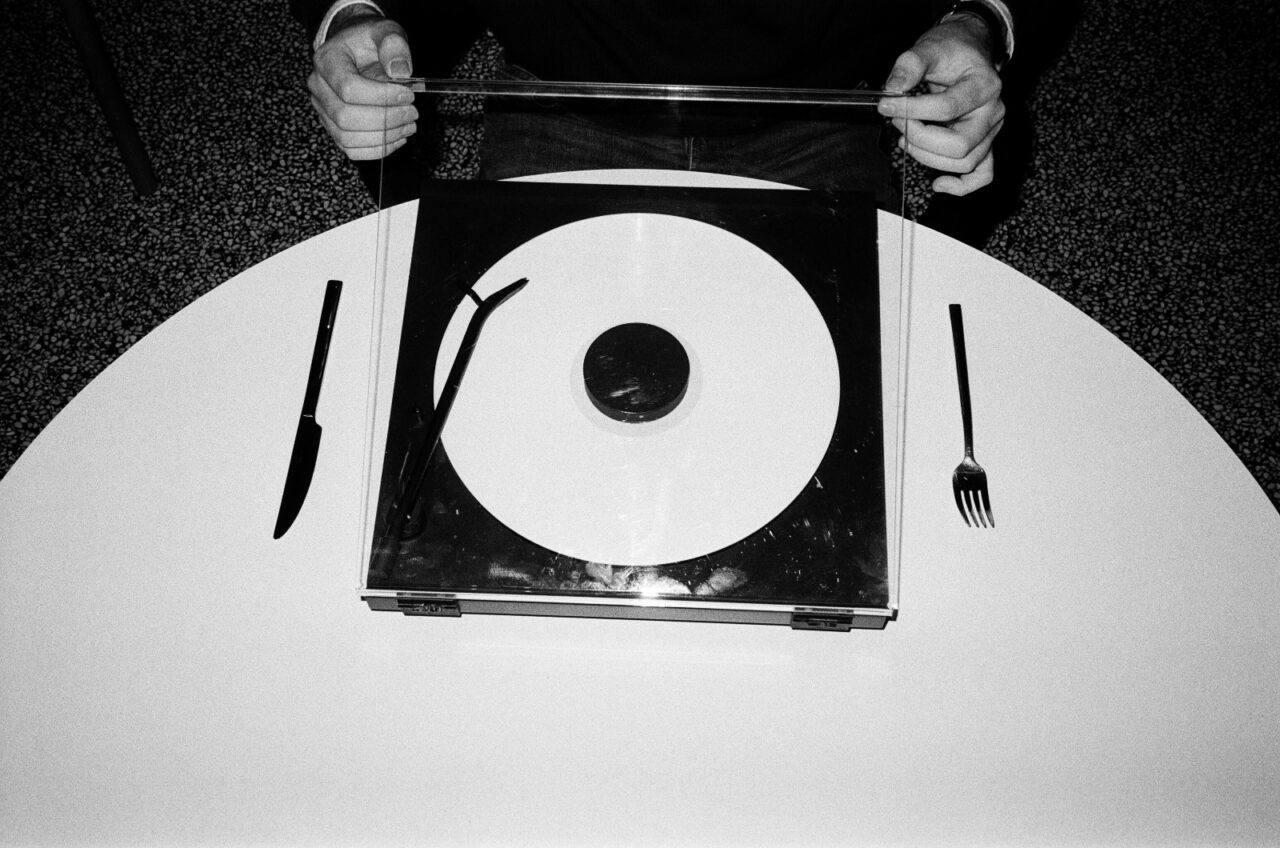 TONE Factory – TONE Turntable